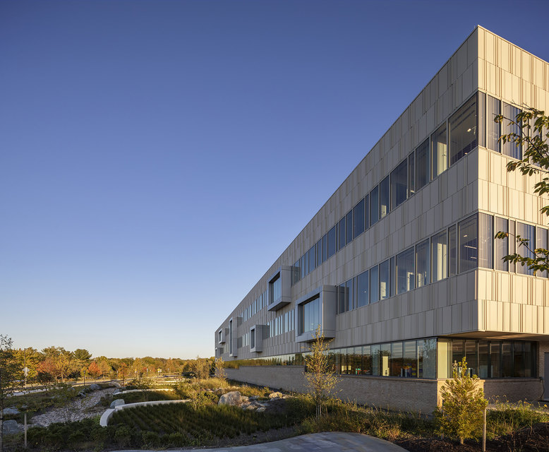 Health and Life Sciences Building, Anne Arundel Community College | SmithGroup