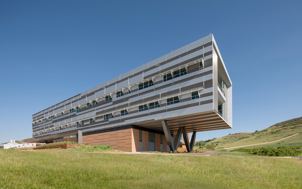 NREL Energy Systems Integration Facility | SmithGroup