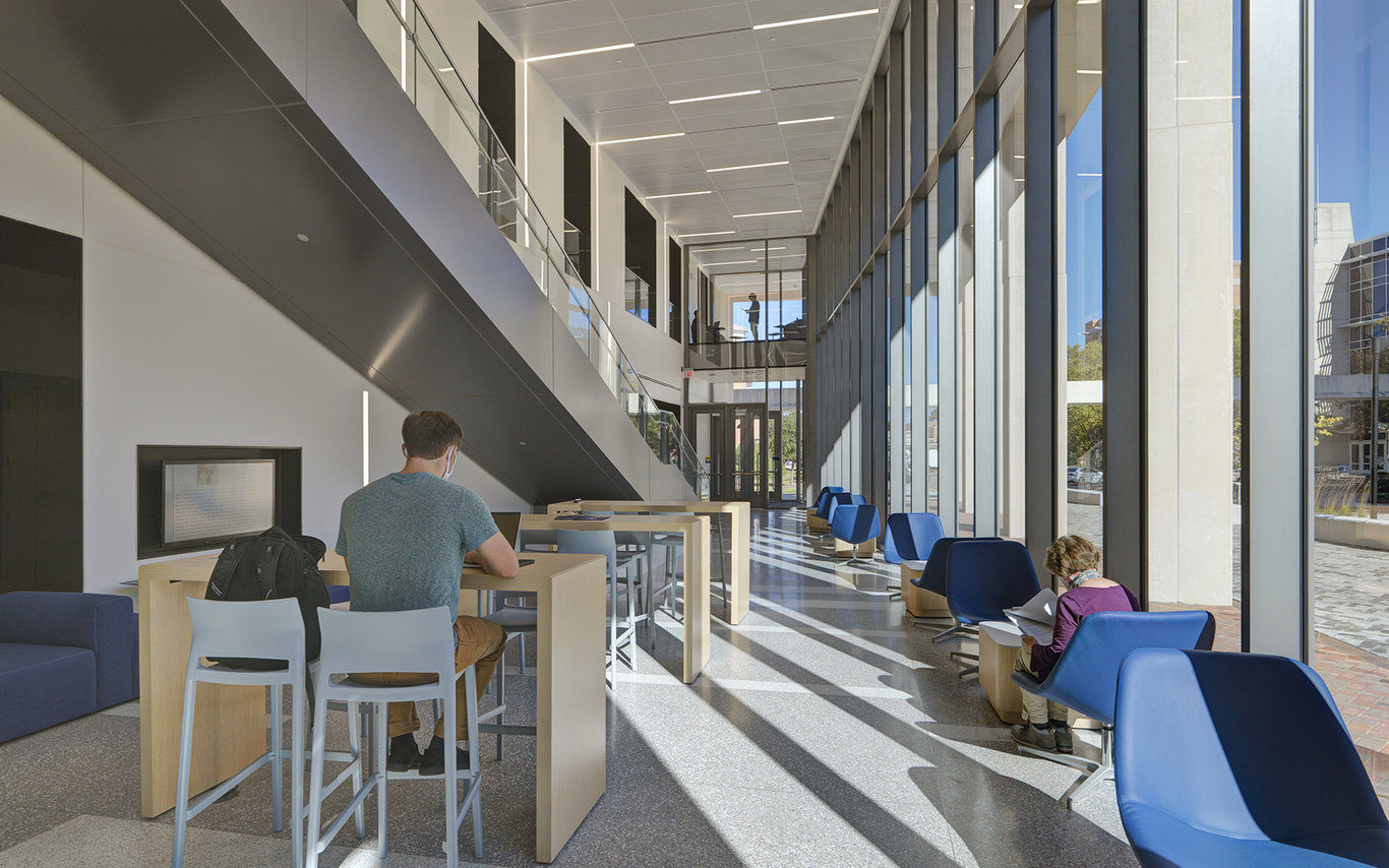 New Chemistry Building, Old Dominion University | SmithGroup