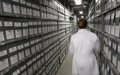 United States Holocaust Memorial Museum Collections and Conservation ...