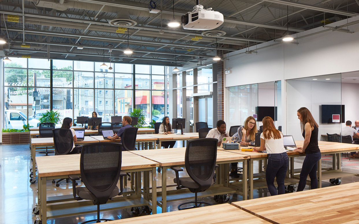 Loyola Flex Lab - Loyola University Chicago | SmithGroup