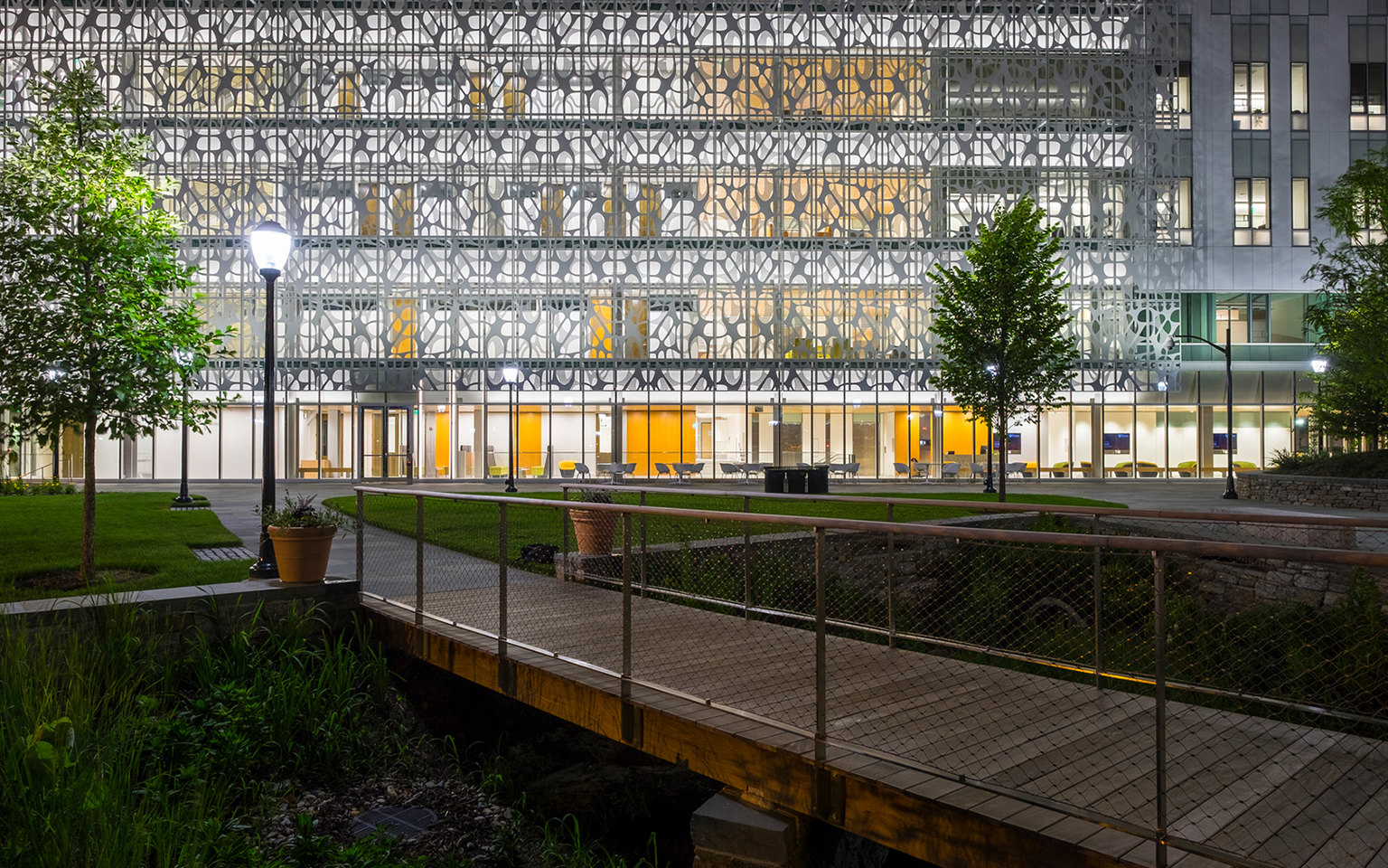 Stephen A. Levin Neural & Behavioral Sciences Building | SmithGroup