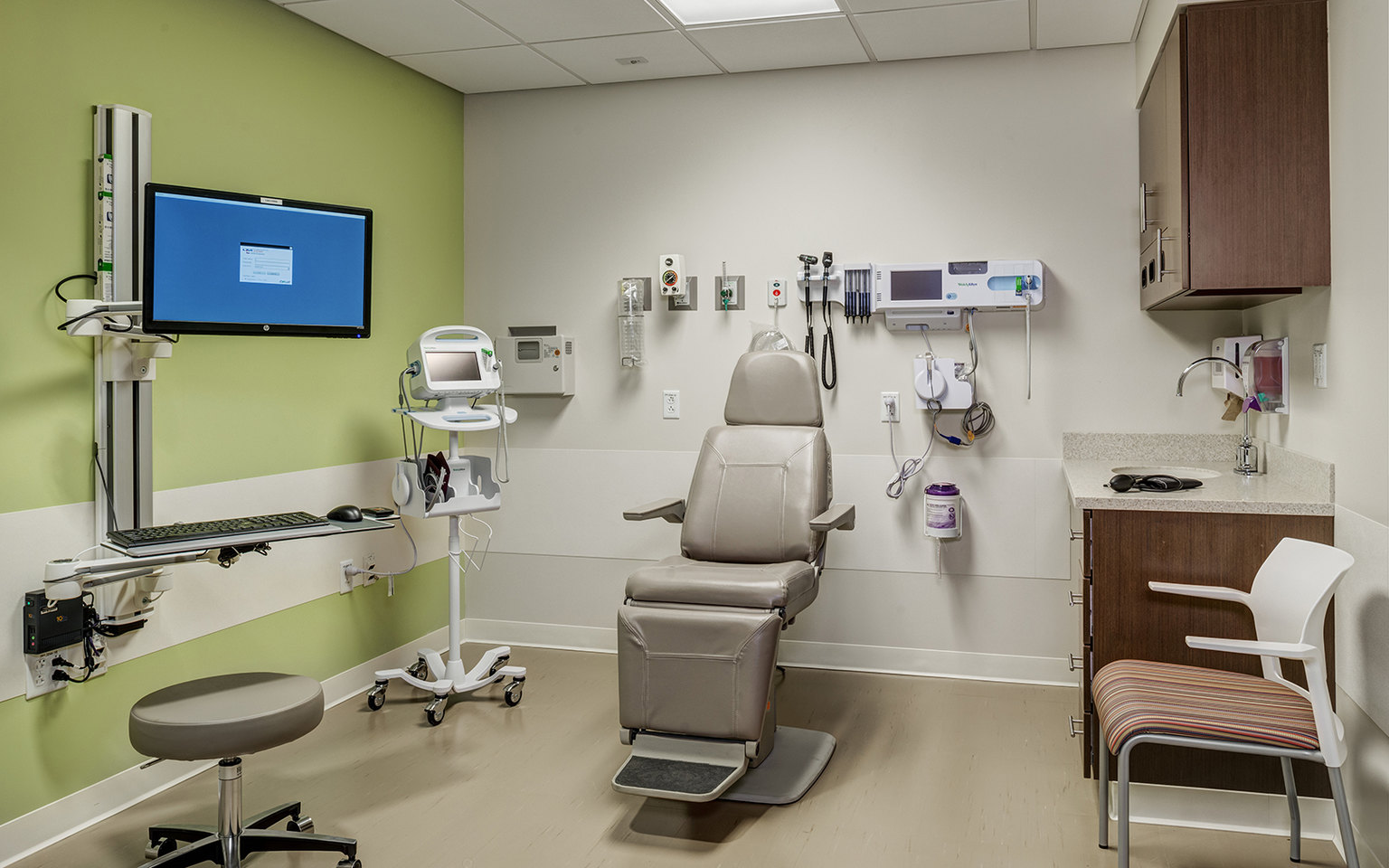 Lawrence + Memorial Cancer Center | SmithGroup