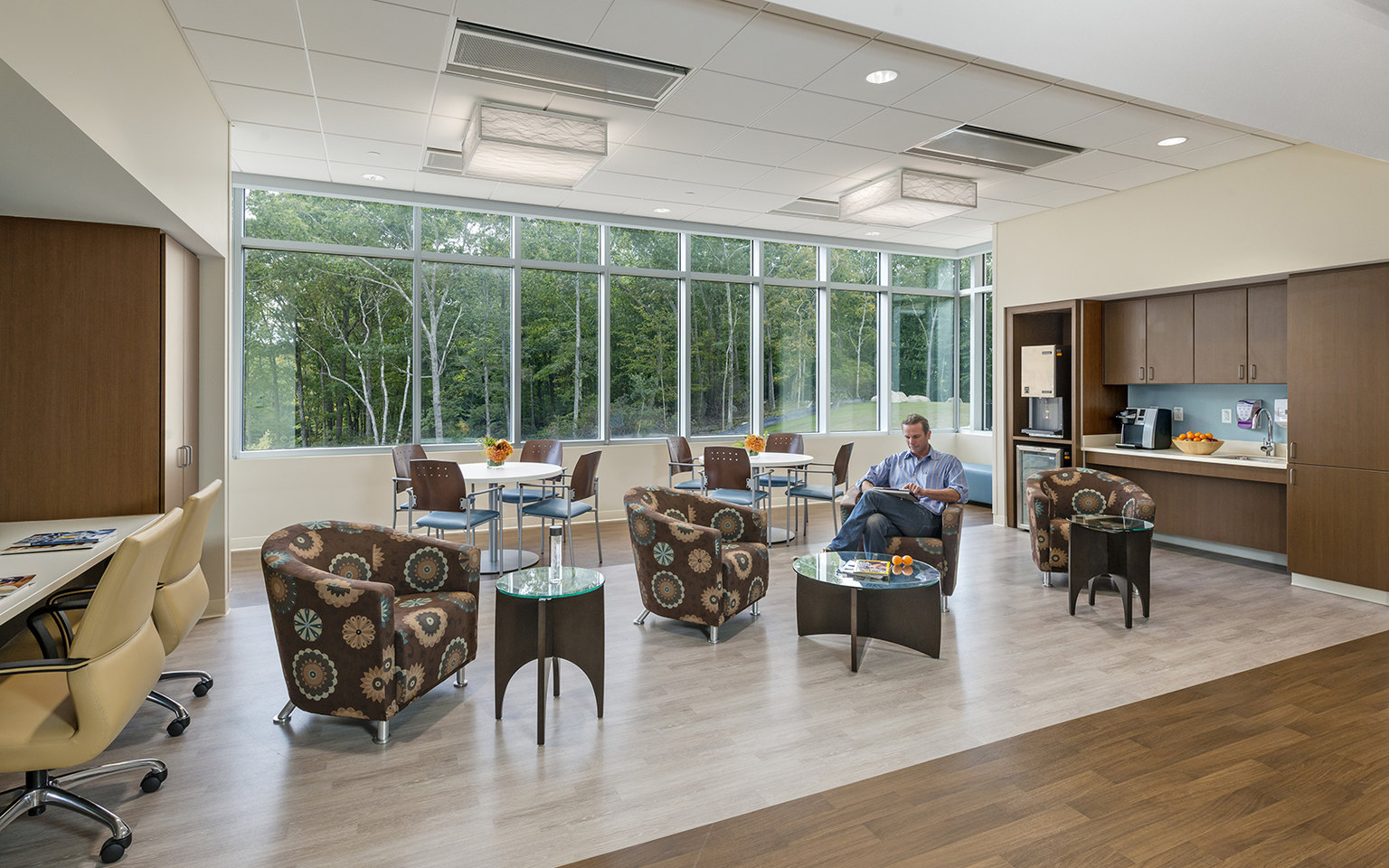 Lawrence + Memorial Cancer Center | SmithGroup