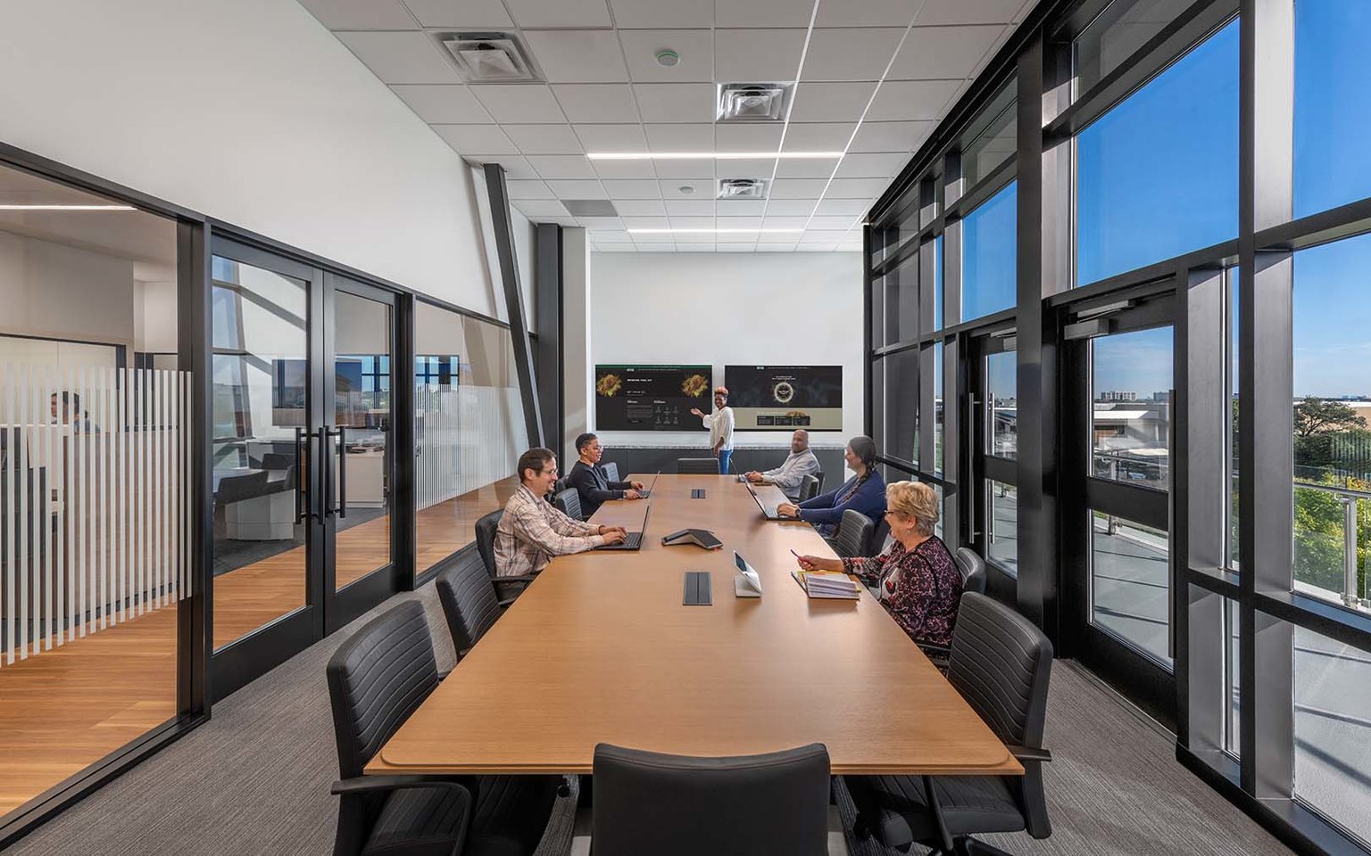 Wingstop Headquarters Addison | SmithGroup