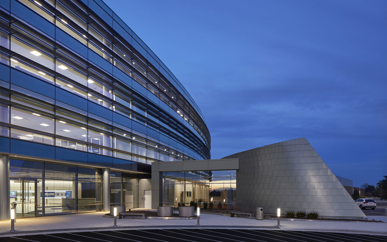 Chamberlain Group Headquarters | SmithGroup