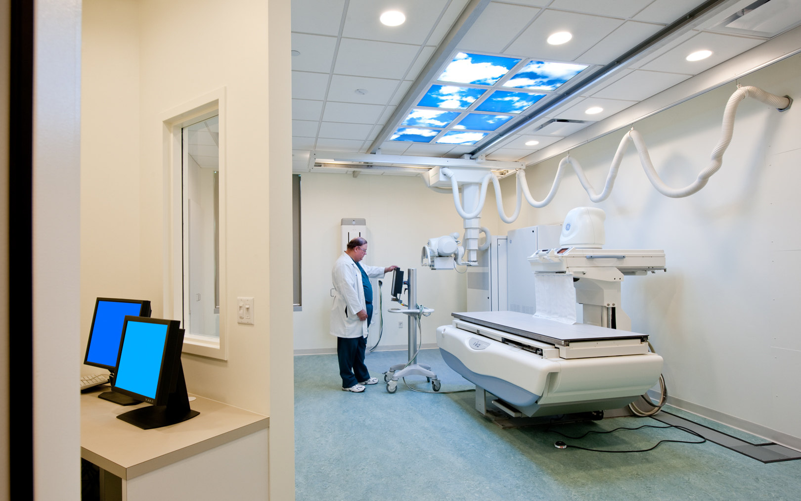 National Intrepid Center of Excellence (NICoE) | SmithGroup