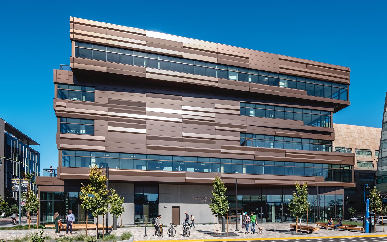 UCSF Wayne and Gladys Valley Center for Vision | SmithGroup