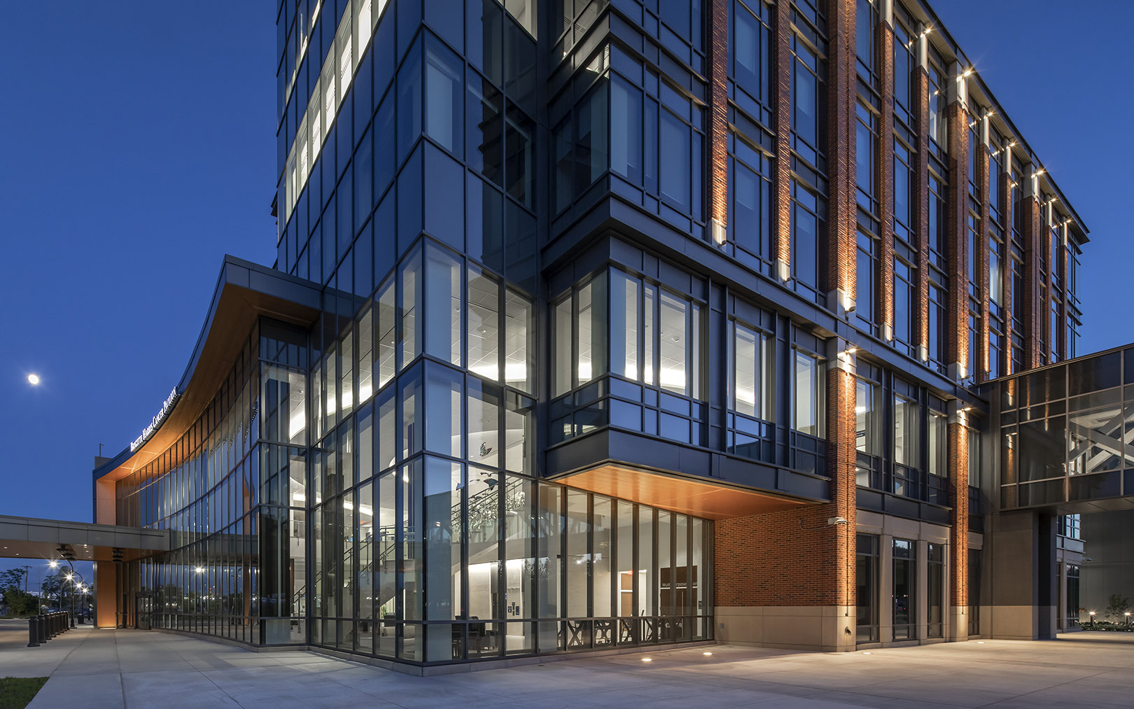 Henry Ford Cancer Institute Brigitte Harris Cancer Pavilion | SmithGroup