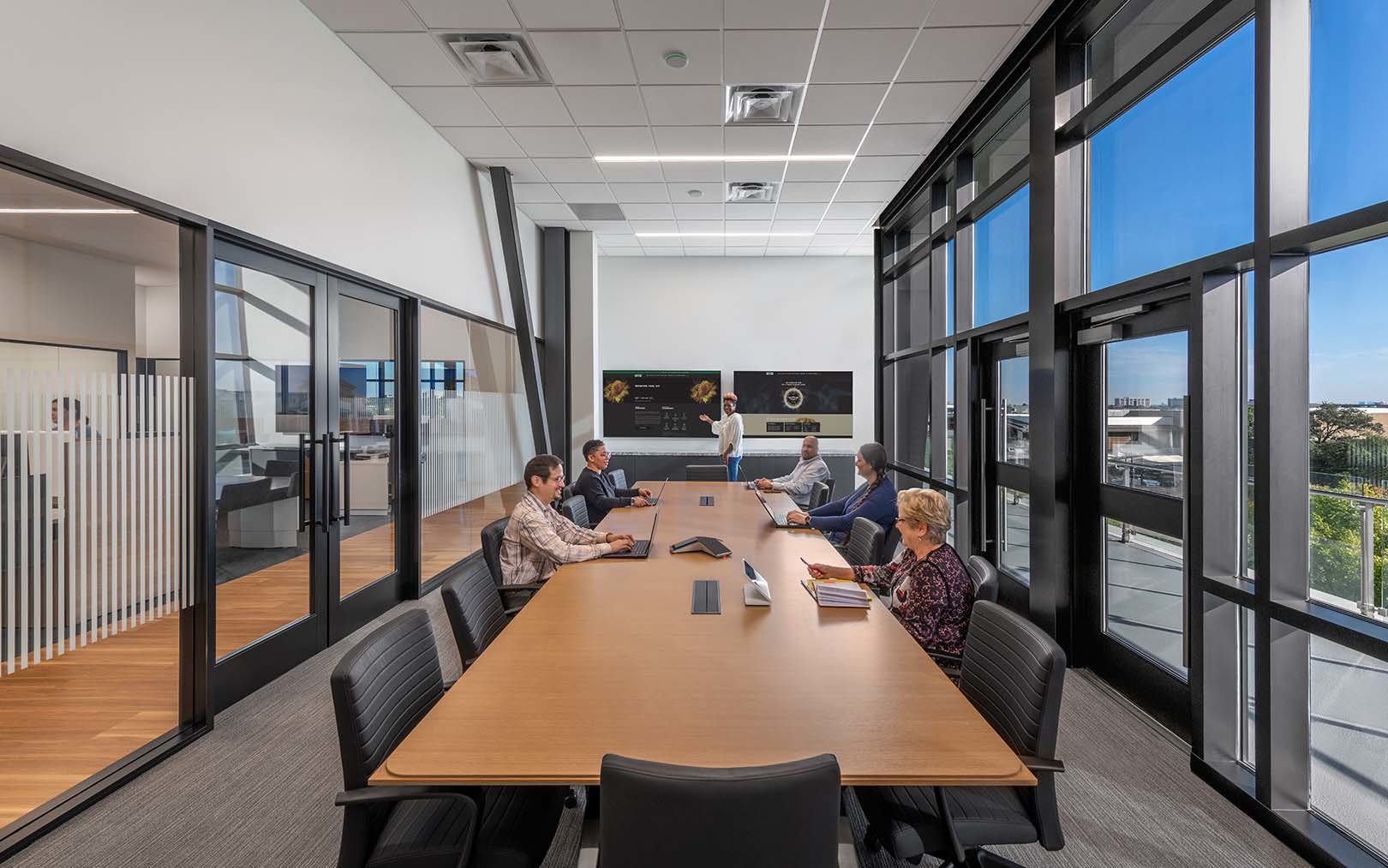 Wingstop Headquarters Addison | SmithGroup