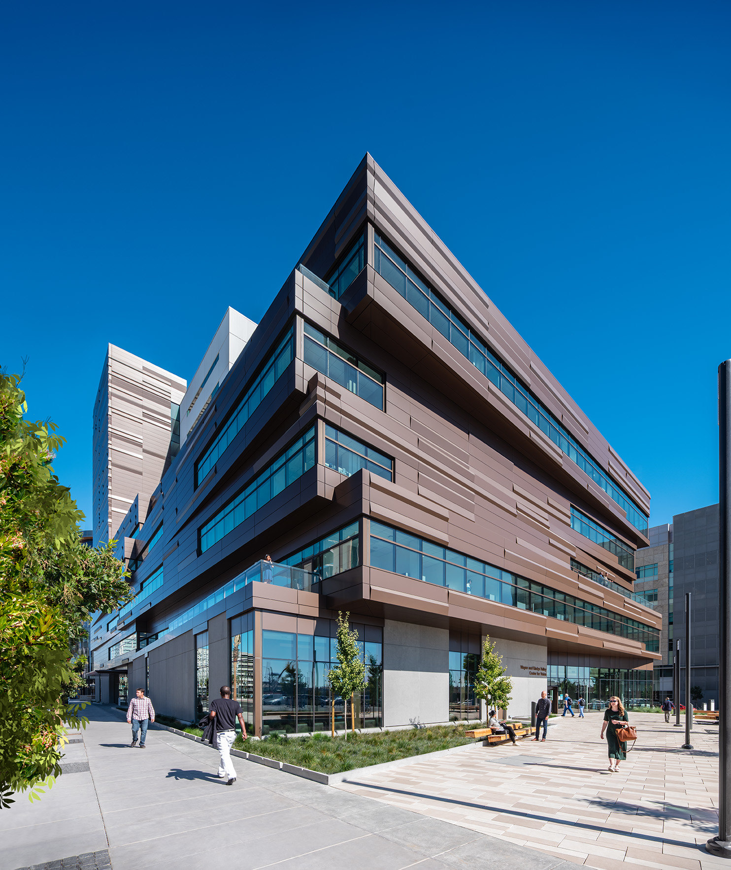 UCSF Wayne and Gladys Valley Center for Vision | SmithGroup