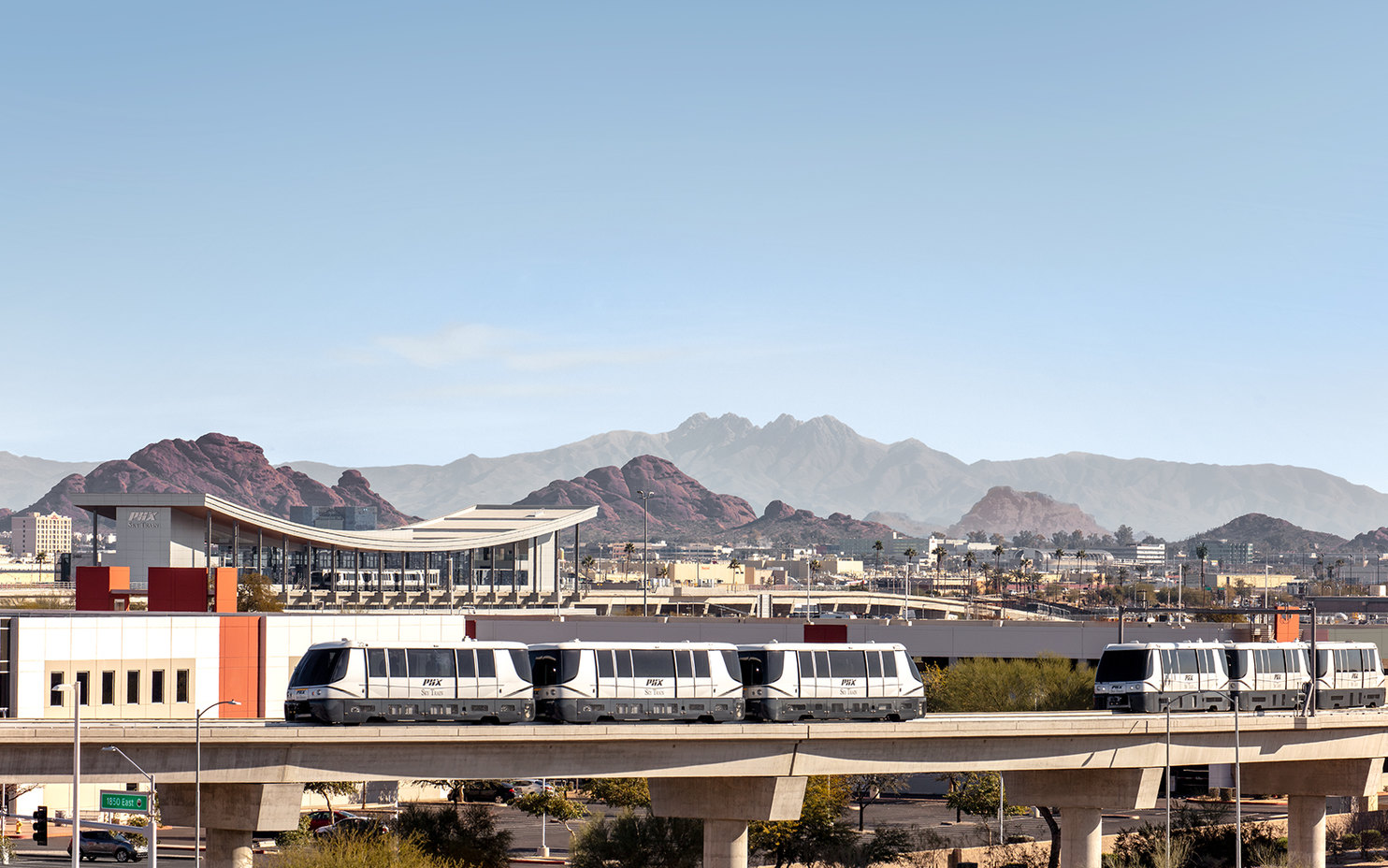 Phoenix Sky Harbor - PHX Sky Train® Terminals | SmithGroup